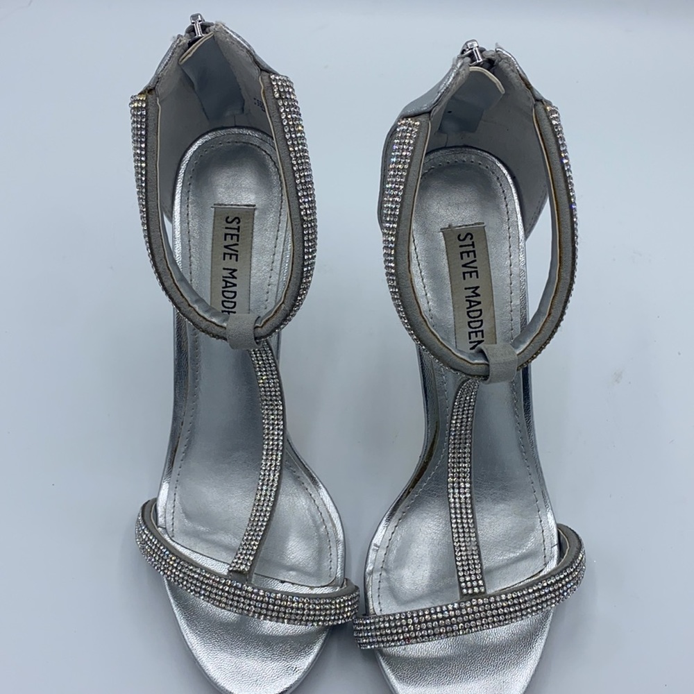 Steve Madden Silver Rhinestone Formal Pumps 8.5 - Gem